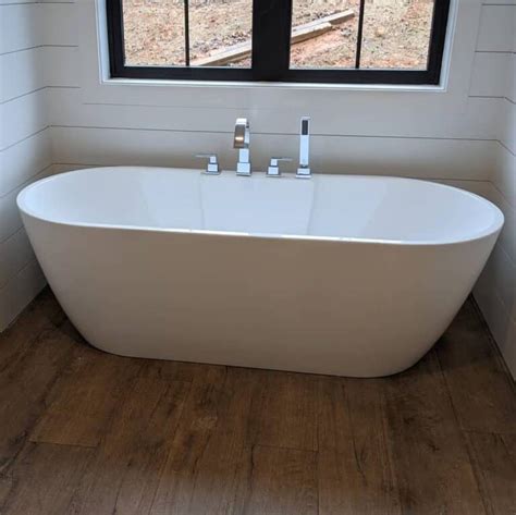 Minimalist Shiplap Soul Lane