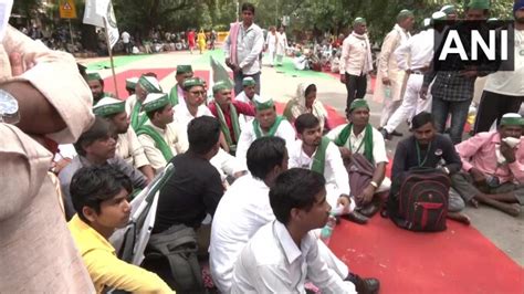 Farmers Protest Against Unemployment In Delhi Photos Hd Images