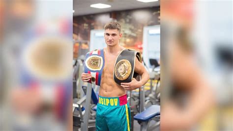 На боксёра чемпиона Осипова завели ещё одно дело из за порно со школьницами