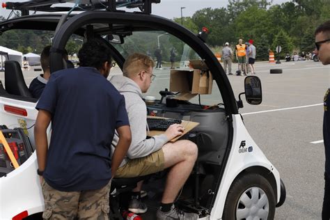 Dvids Images Igvc Inspires Next Gen Designers Of Autonomous