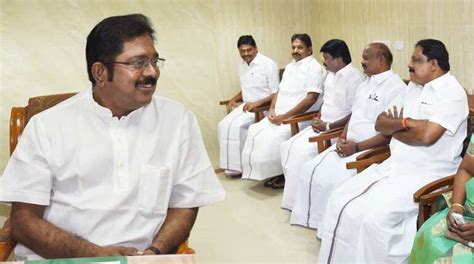 Tamil Nadu 19 Mlas Supporting Dinakaran Issued Notice Told To Explain