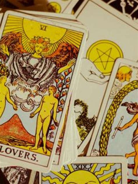 Tarô Descubra Qual Carta Representa O Seu Signo E Entenda O