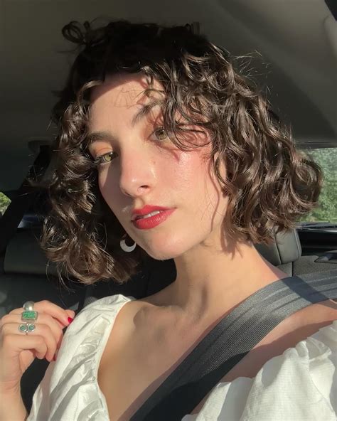 Catherine Ariale Catherineariale • Instagram Photos And Videos