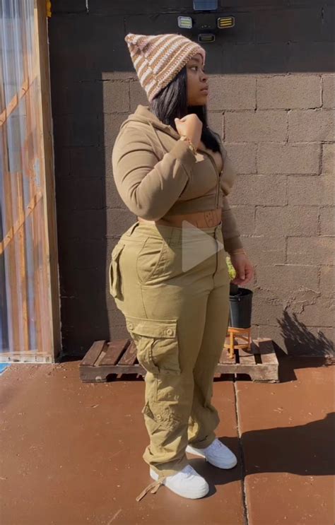 Pin By Anaïs On Fits Plus Size Baddie Outfits Curvy Casual Outfits