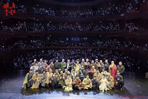 北京人艺话剧《正红旗下》上海首演，促进京沪两地文化交流与融合 — 新京报
