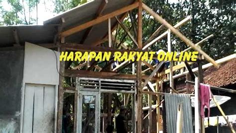 Saat Penghuninya Terlelap Tidur Rumah Di Banjar Ini Ambruk