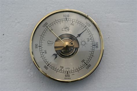 Barometer Insert 95mm Diameter Available With Brass Or White Dial
