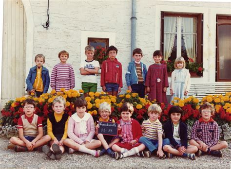 Photo De Classe Mat 4 De 1970 Ecole Des 4 Vents Landaville Copains