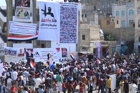 المقاومة الشعبية تحيى الذكرى السابعة لتحرير أول مديريات تعز
