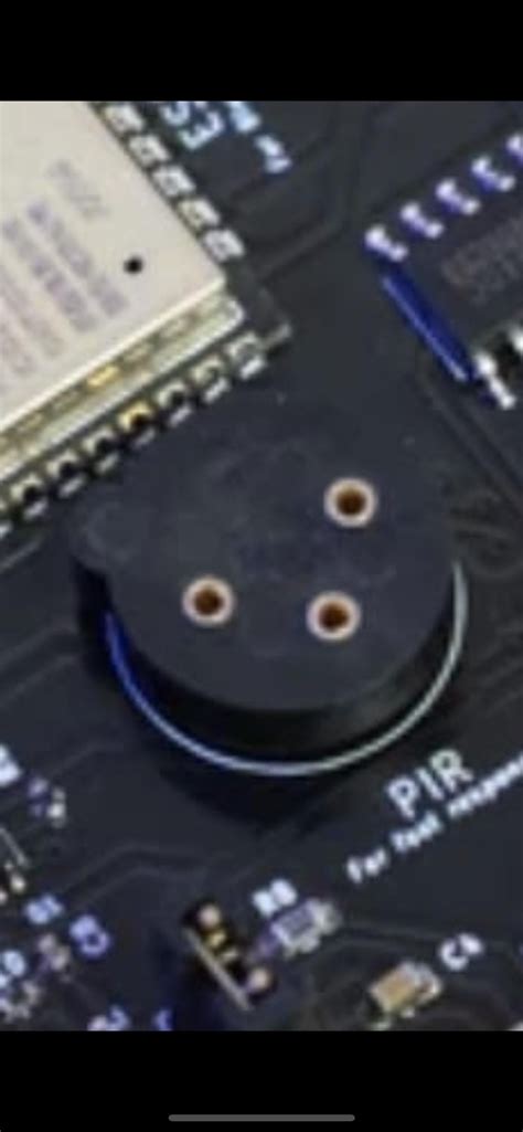 Help please. Can anyone identify this? : r/AskElectronics
