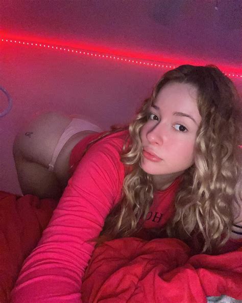 😽 On Twitter Rt Maybejuulof Retweet If You Want Me To Sit On Your