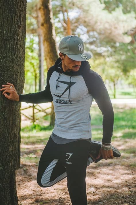 20 Sexy And Comfy Men Workout Outfits Styleoholic
