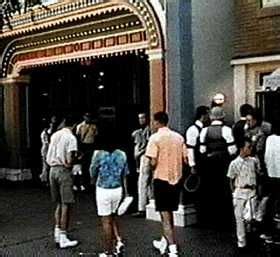 Dapper Dans Television The Magic Of Disneyland Dapper Dan Disneyland Television