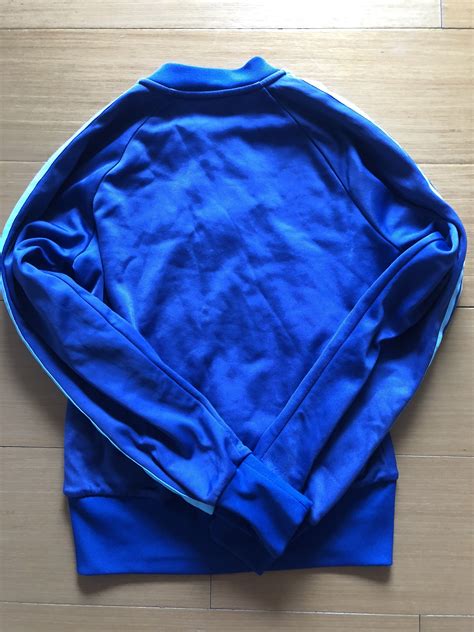 愛迪達 Adidas 運動外套 藍色 三葉草logo 薄外套 尺寸34 有口袋 外套內裡葉子logo Yahoo奇摩拍賣