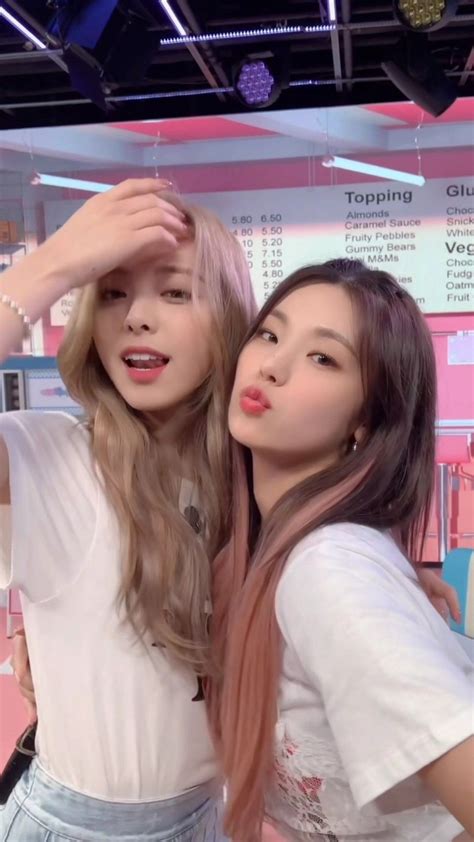 Always Love You True Beauty Luvs Itzy Love Of My Life Kpop Girls