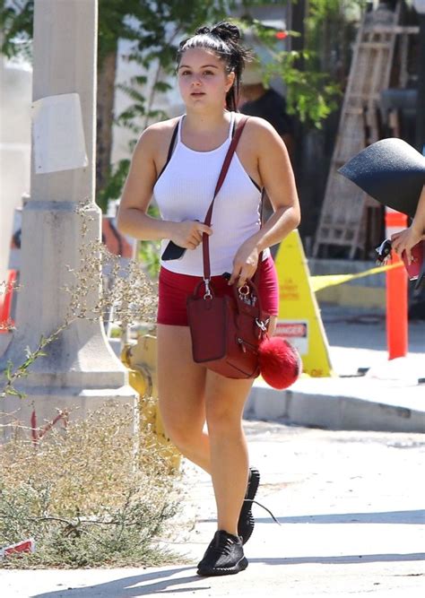Ariel Winter 15 Hot Celebs Home