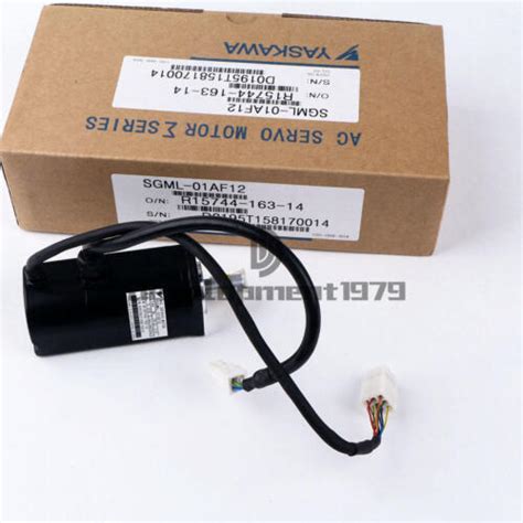 One New Yaskawa Servo Motor Sgml 01af12 Ebay