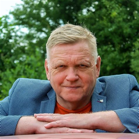 Gintautas Kniukšta Tikroji Socialdemokratų Galia į Prezidento Rinkimus Be Savo Kandidato