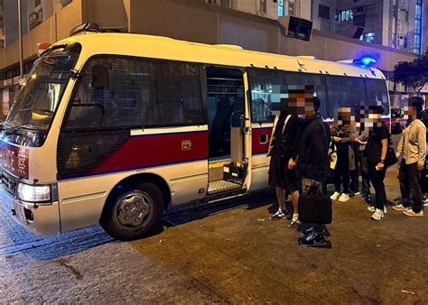 九龍城一連兩日反罪惡 掃黃冚賭拘13男女｜即時新聞｜港澳｜oncc東網