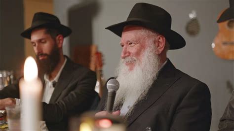 התוועדות ״באתי לגני״ הכנה לי׳ שבט הרב מאניס פרידמן וד״ר אלעד בן אלול Youtube