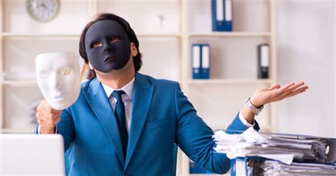 횡령하려고 취업했나···입사 7개월 만에 회삿돈 8억 꿀꺽한 간 큰 신입