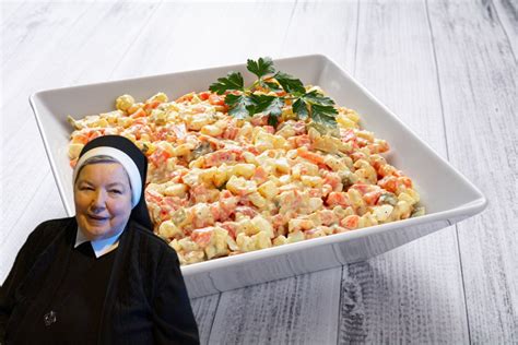 Siostra Anastazja zawsze dodaje do sałatki jarzynowej Wyraźnie podbijają smak