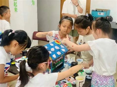 这些人为何聚集起来抽盲盒