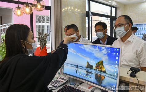杨松检查国庆假期旅游市场安全生产及疫情防控工作