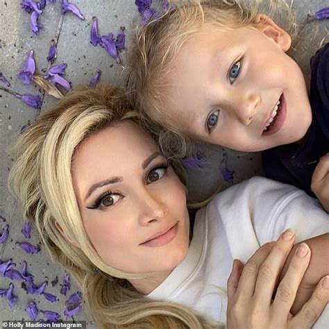 Holly Madison Puts On A Leggy Display In High Waisted White Shorts As