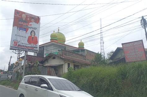 Masa Tenang Bawaslu Taput Mulai Tertibkan APK Dan Mobil Branding Caleg
