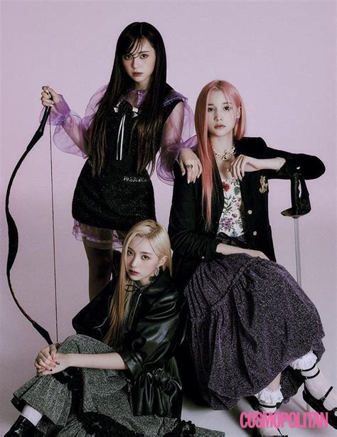 Iris ♧ On Twitter Celebrity Magazines Kpop Girls Cosmopolitan