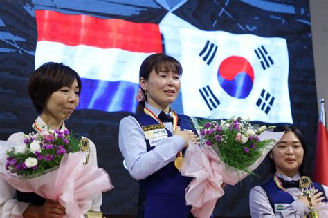 한국여자당구 새 역사 썼다 이신영한국 최초 세계3쿠션 여왕 등극