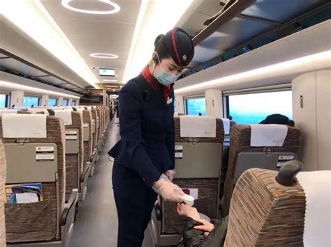 武铁：今年春运铁路客流不会出现高度集中等情况澎湃号·政务澎湃新闻 The Paper