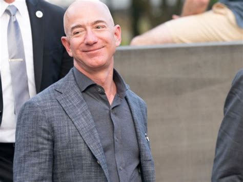 من هو مؤسس شركة أمازون؟