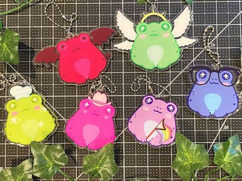 Cute Frog Keychain Etsy