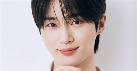 변우석 크리니크 Clinique 브랜드 앰버서더 발탁 더쿠 Theqoo
