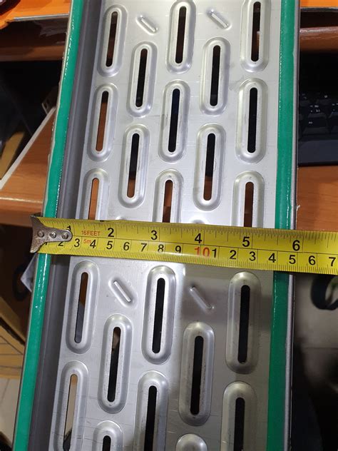 ตะแกรงฝาท่อระบายน้ำสแตนเลส ตะแกรงเหล็กฉีก สตีลเมทัล