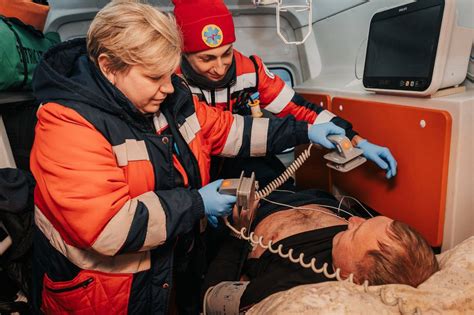 Швидка медична допомога Дніпропетровщини отримала нове обладнання фото