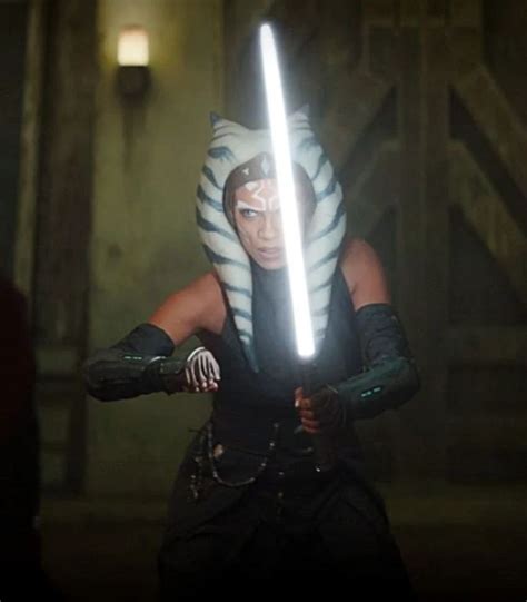 Who Plays Ahsoka In The Mandalorian Why Original Actor Didn T Return