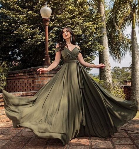 Pin de sthefainy em Inspirações para o grande dia Vestido de festa