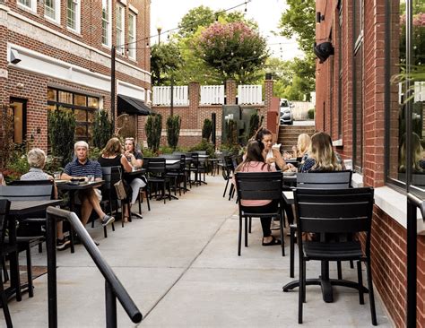 New Latin Restaurant Fogón and Lion s To Host Wine Wednesdays