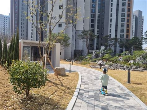 운정 다율동 해오름마을3단지제일풍경채그랑베뉴2차의 실거래가 시세 매물 주변정보 아파트는 호갱노노