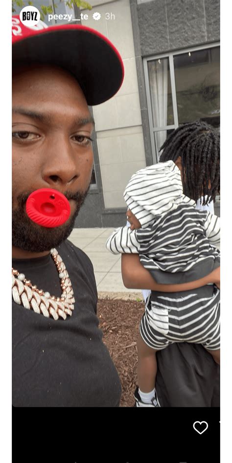 This Nigga Pezzy Man 🤦🏿‍♂️🤦🏿‍♂️🤣🤣 Rcrimeinthed