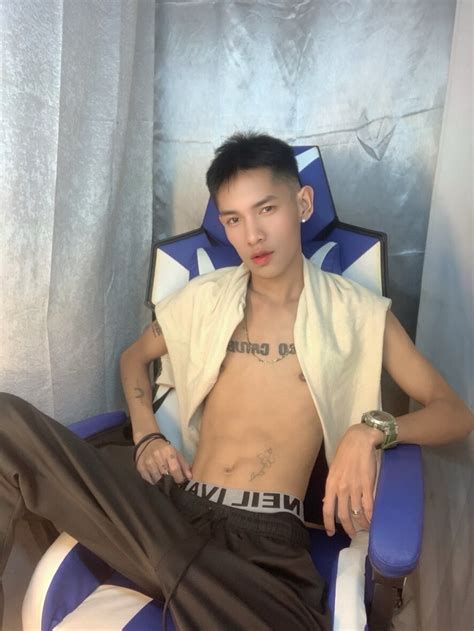 Riks Tyler Cam Model Profile Stripchat