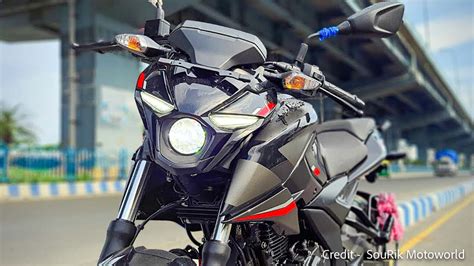 Bajaj Sales Breakup May 2022 Pulsar Platina Dominar Ct100 Chetak