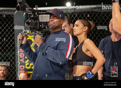 Bruised Director Halle Berry Right On Set 2020 Ph John Baer