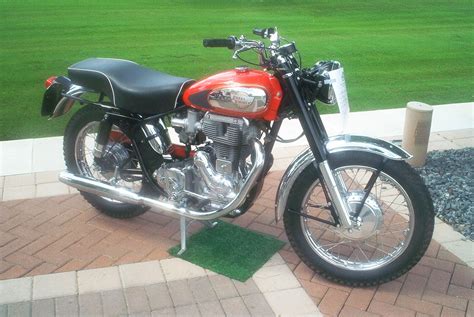 Auto Review Royal Enfield Fury