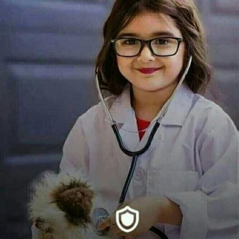 ډوکتروس مریم خوستي