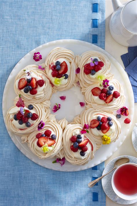 Best Meringue Wreath Recipe How To Make Meringue Wreath