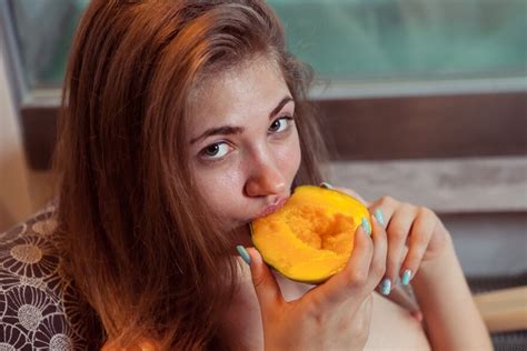 Sexy Teen Jasmina Naked In The Afternoon Jasmina Porn Pic